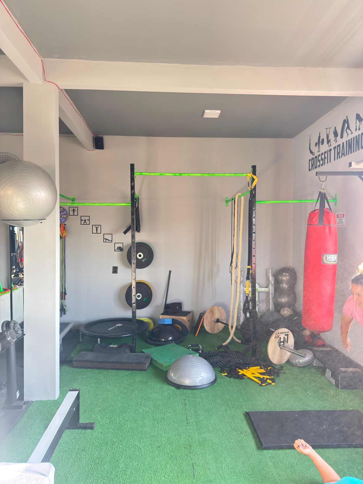 LH Fit Academia – Musculação, Cross Training e Aulas em Francisco ...